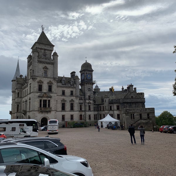 Dunrobin Castle - Historic Site
