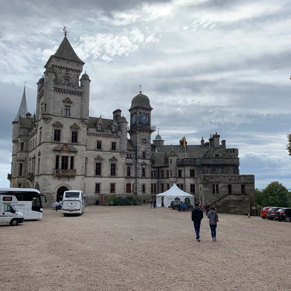 Dunrobin Castle - Historic Site