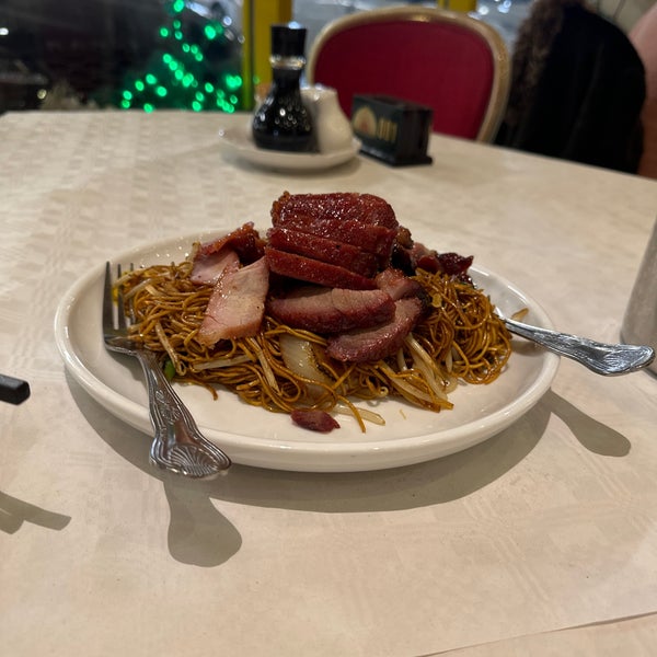 Glamorous Chinese Restaurant