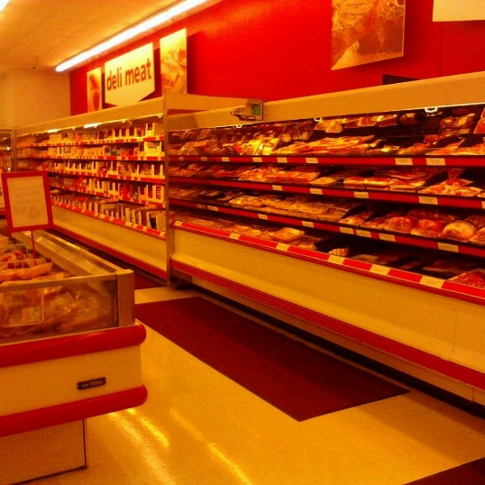 Save-A-Lot - Grocery Store in Saint Charles