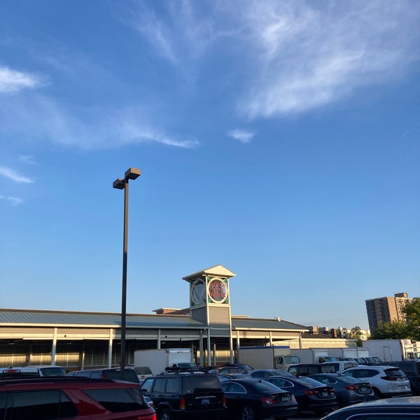 Royal Oak Farmers Market - Farmers Market in Royal Oak