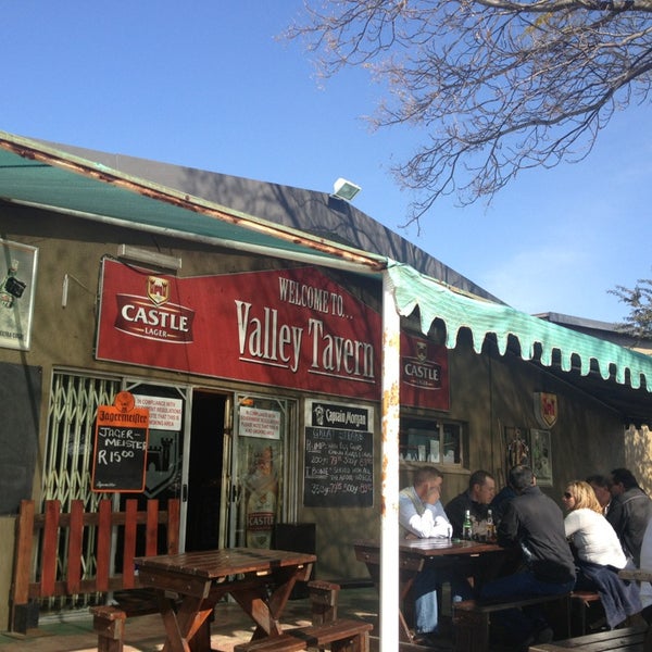 Valley Tavern - Pub