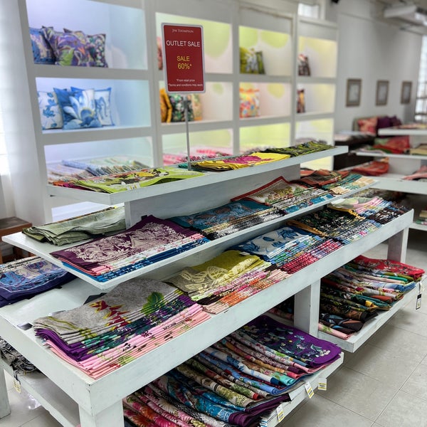 Jim Thompson Factory Sales Outlet - Boutique in พระโขนง