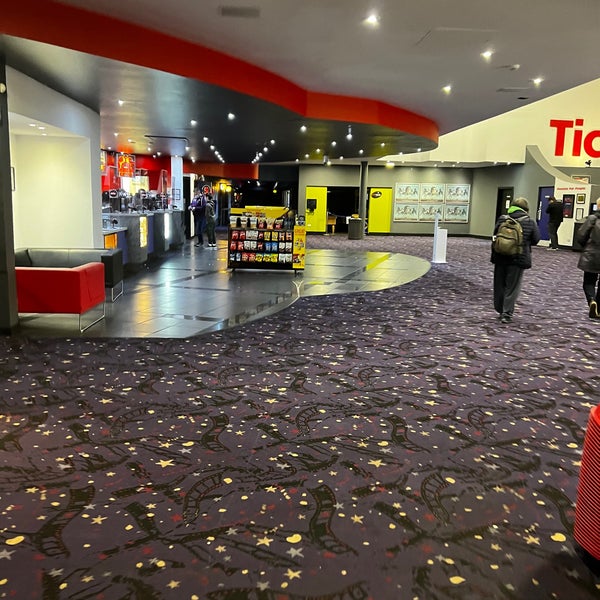 Cineworld - Movie Theater