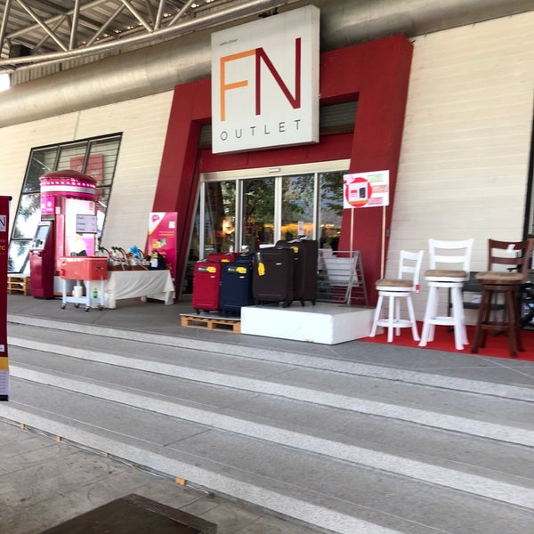 FN Factory Outlet (เอฟเอ็น แฟคตอรี่ เอ๊าท์เลท) - 99/11 Moo 1, Tonmaprao