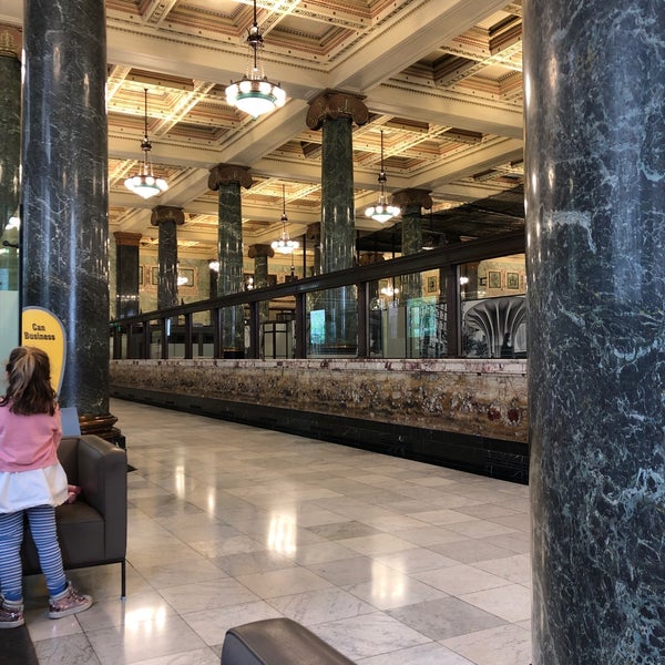 Commonwealth Bank - Sydney City Center - 6 tips