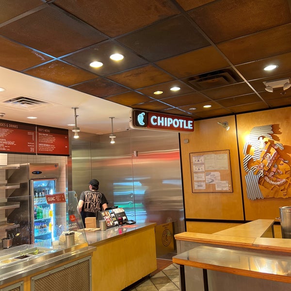 Chipotle Mexican Grill - Mexican Restaurant