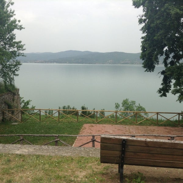 Monte del Lago - Scenic Lookout