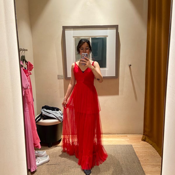 The RealReal - Clothing Store in New York