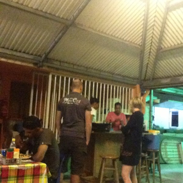 Épicerie Bar Marie-Florine - Grocery Store