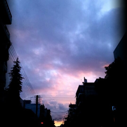 Πετρούπολη (Petroupoli) - City