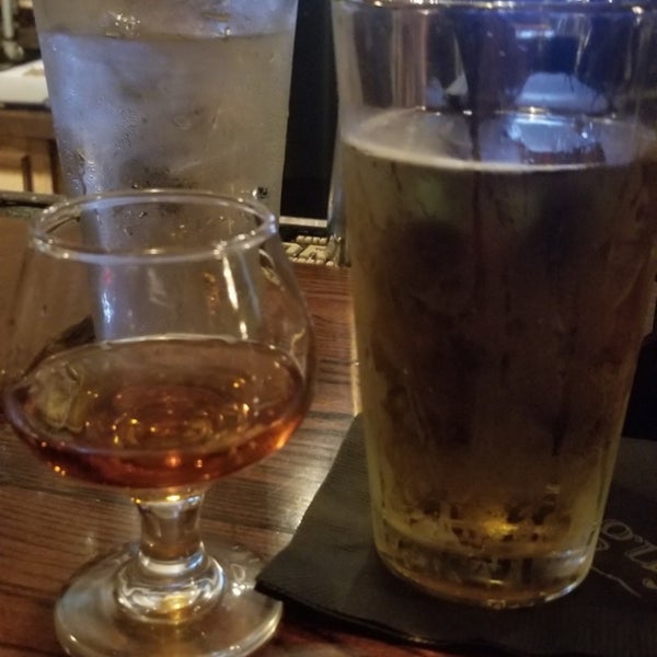 Wiseguy Lounge - Bar in Covington