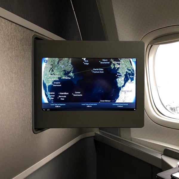 American Airlines Flight 101 - Plane