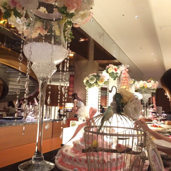 Marble Lounge (マーブルラウンジ) - 西新宿6-6-2