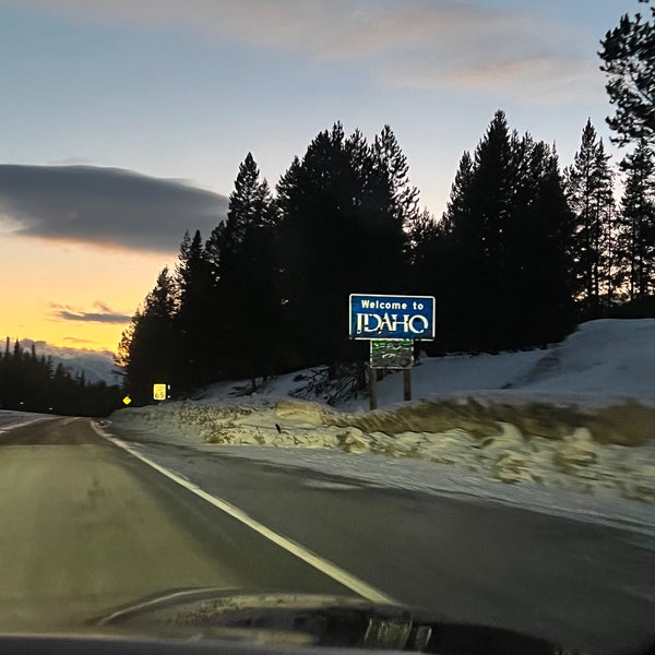 Montana - Idaho Border - Border Crossing