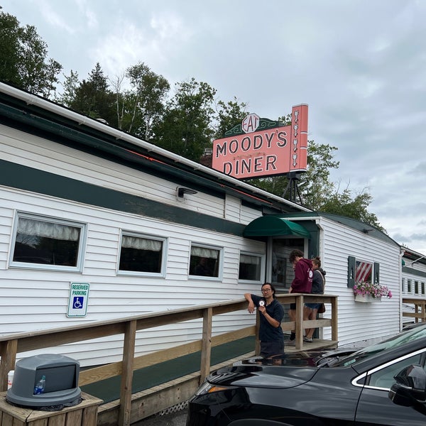 Moody's Diner - Rt. 1