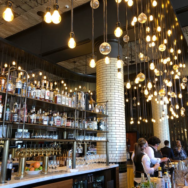 The Apparatus Room - Restaurant in Downtown Detroit