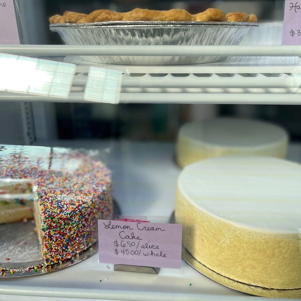 Sweet Adeline Bakeshop - Lorin District - 3350 Adeline St