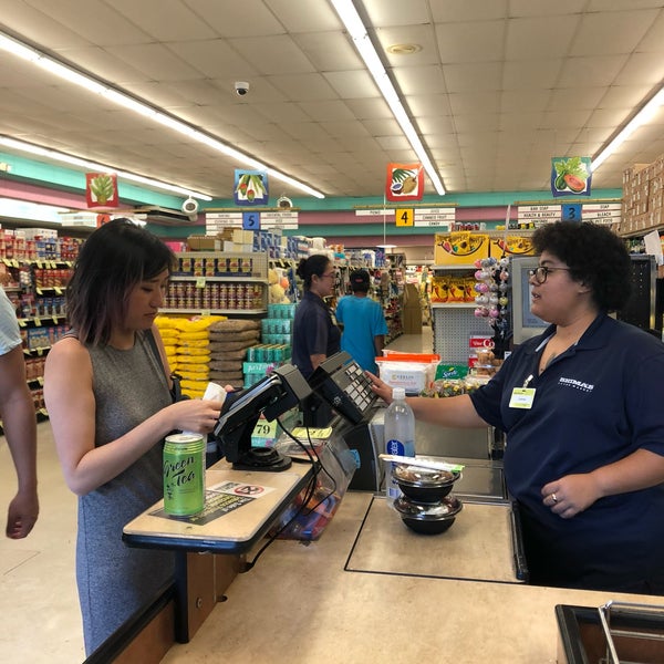 Shima's Supermarket - 41-1606 Kalanianaole Hwy