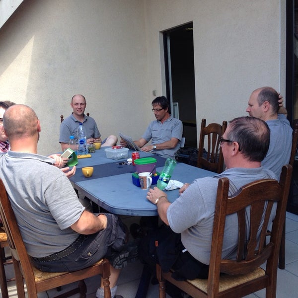 Vervaecke - Nollet Nv - Electronics Store