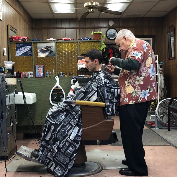 Harold's Barbershop - Hair Salon in South Boston