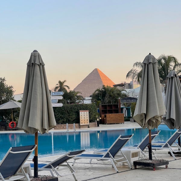 Pool at Mövenpick Resort Cairo-Pyramids - Al Haram, Muḩāfaz̧at al Jīzah