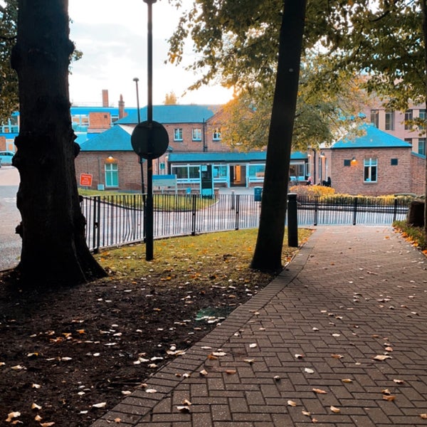 Kingston University (Kingston Hill Campus) - Kingston Hill