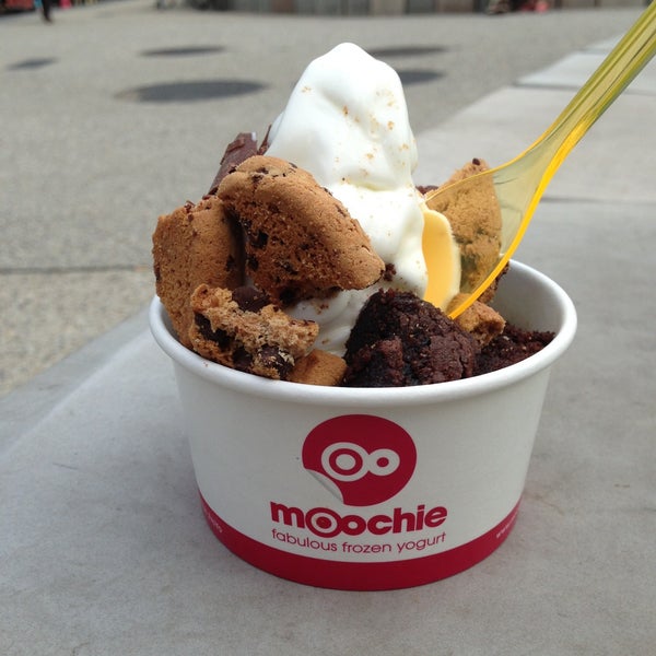 Photos at Moochie Frozen Yogurt - Kuip - 136 tips from 31690 visitors