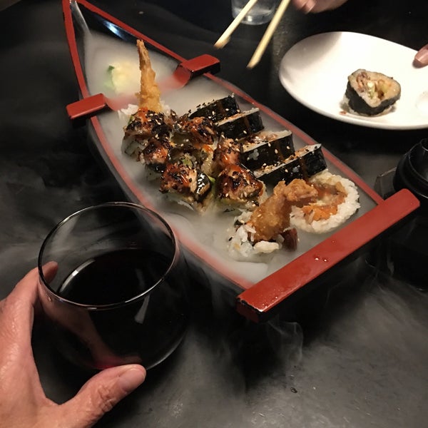 Geisha Sushi Bar - Downtown Columbia - 804 E Broadway