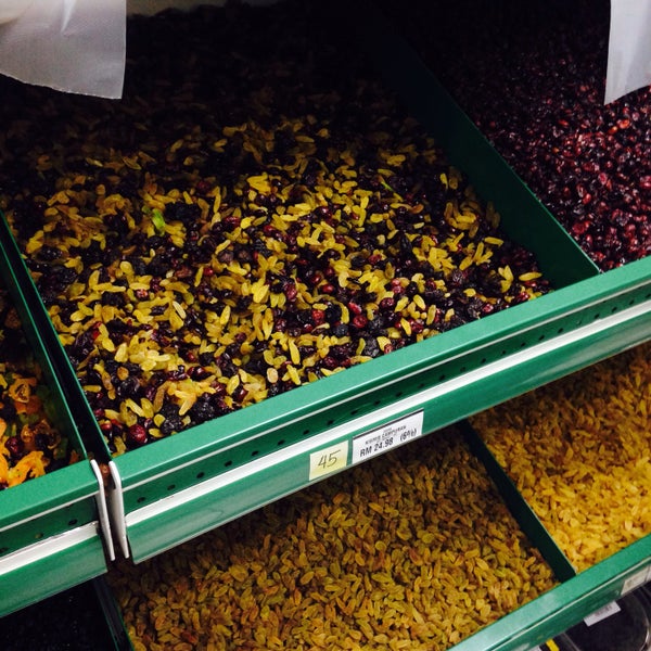 Photos at Kedai Kurma Ajees - Kuala Terengganu, Terengganu