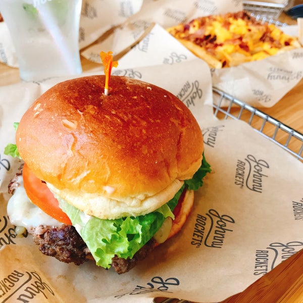 Johnny Rockets - 27 tips from 2177 visitors