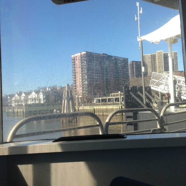 NY Waterway Ferry Terminal Edgewater - 15 tips from 620 visitors