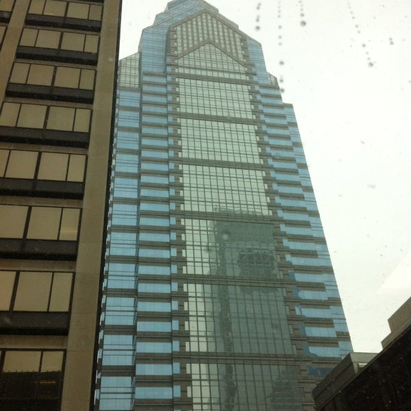 4 Penn Center - Structure in Philadelphia