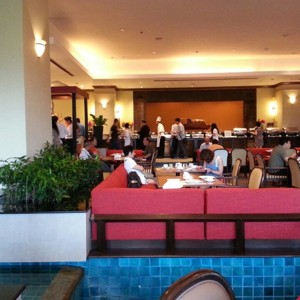Coffee Shop, AVANI Atrium Bangkok - ห้วยขวาง - 2 tips from 157 visitors