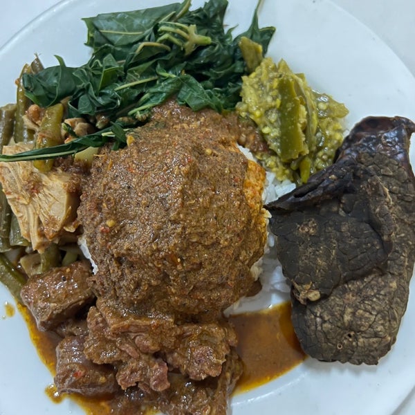 Rumah Makan Padang Sari Bundo Sati - Padangnese Restaurant in Surabaya