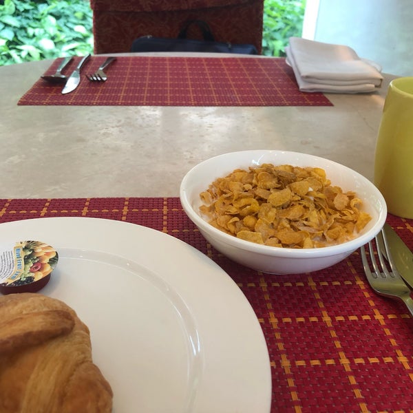 Pop Tate's - 1st Floor, Sagar Palzzio, Saki Naka Junction,