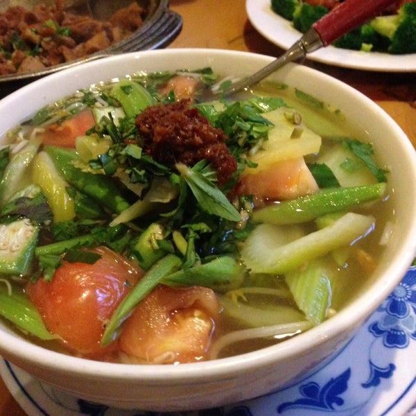 9 Roses Restaurant - Vietnamese Restaurant