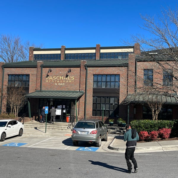 Paschal's Restaurant - Southern Food Restaurant in Castleberry Hill