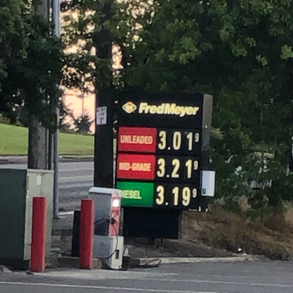 Fred Meyer Fuel Center - Central Tacoma - 2 tips
