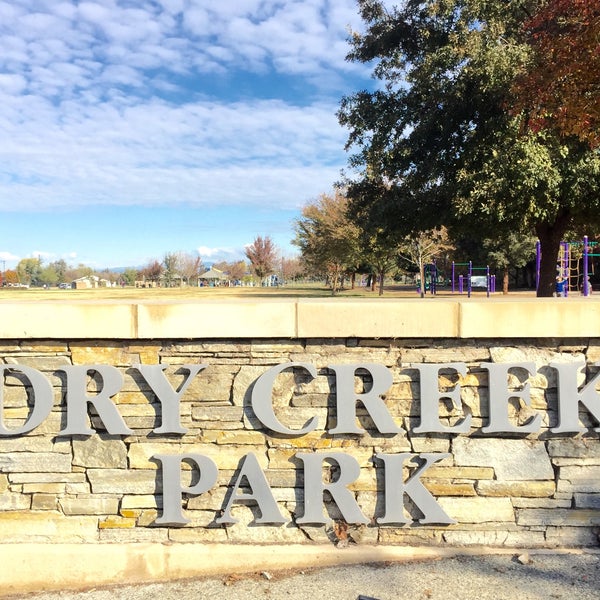 Photos at Dry Creek Park - 8 tips