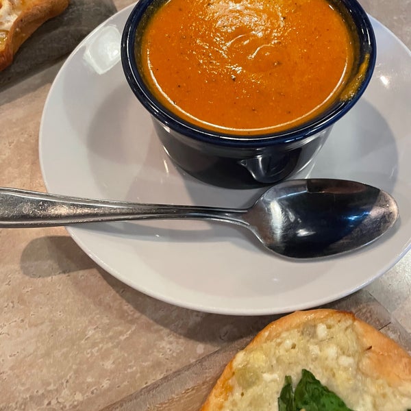 The Fruited Plain Cafe - 172 N Main Ave