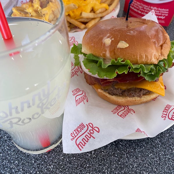 Johnny Rockets - San Marcos, TX