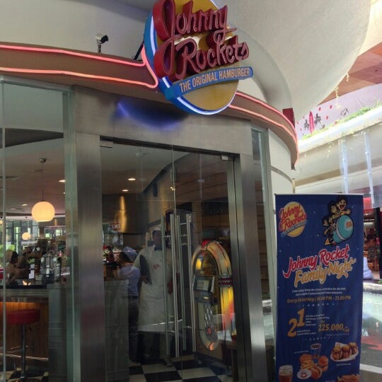Johnny Rockets - 54 tips from 2437 visitors