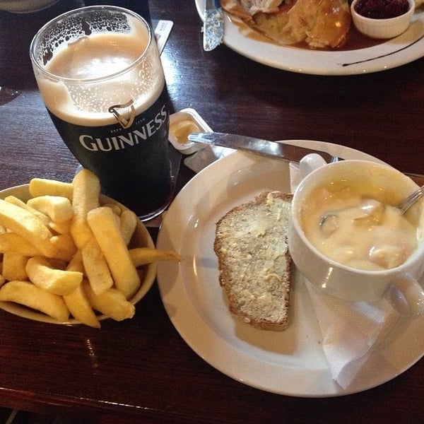 The Stepping Stone Bar & Bank Bistro - Dunglow, Co Donegal
