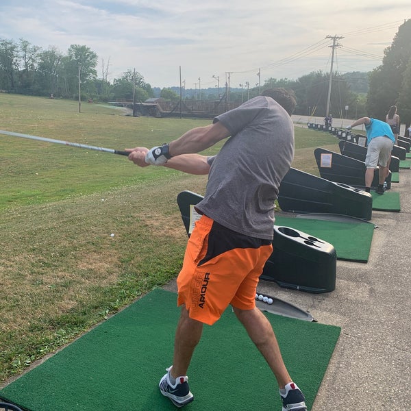 North Park Driving Range - Golf Driving Range