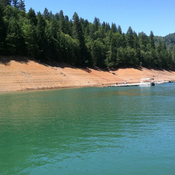 Lake Shasta - 15 tips from 3354 visitors