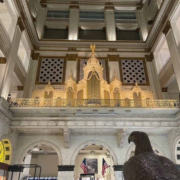 Wanamaker Building - Avenue of the Arts South - 100 E Penn Sq