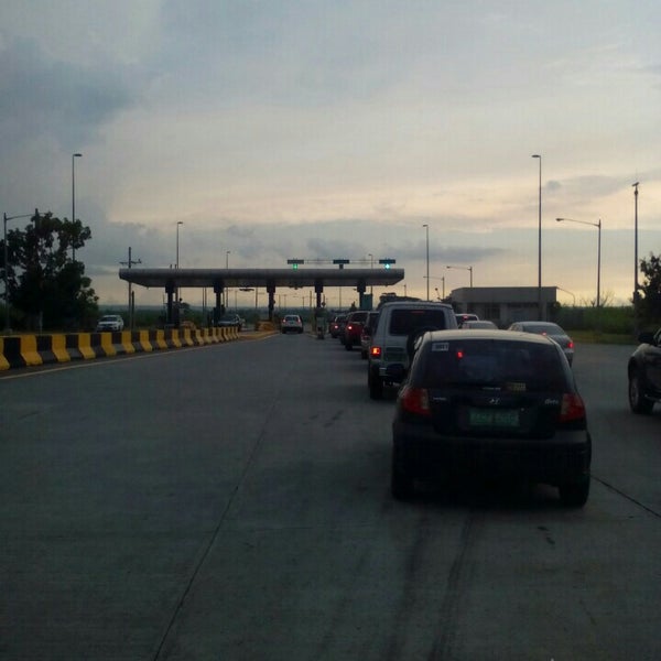 SLEx SB Eton City Exit - Toll Plaza