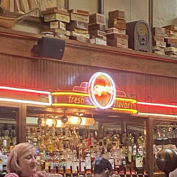 McMenamins Spar Café - Downtown Olympia - 42 tips