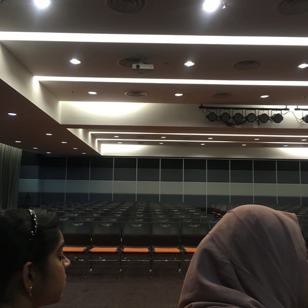 UNITAR Auditorium - 102 visitors